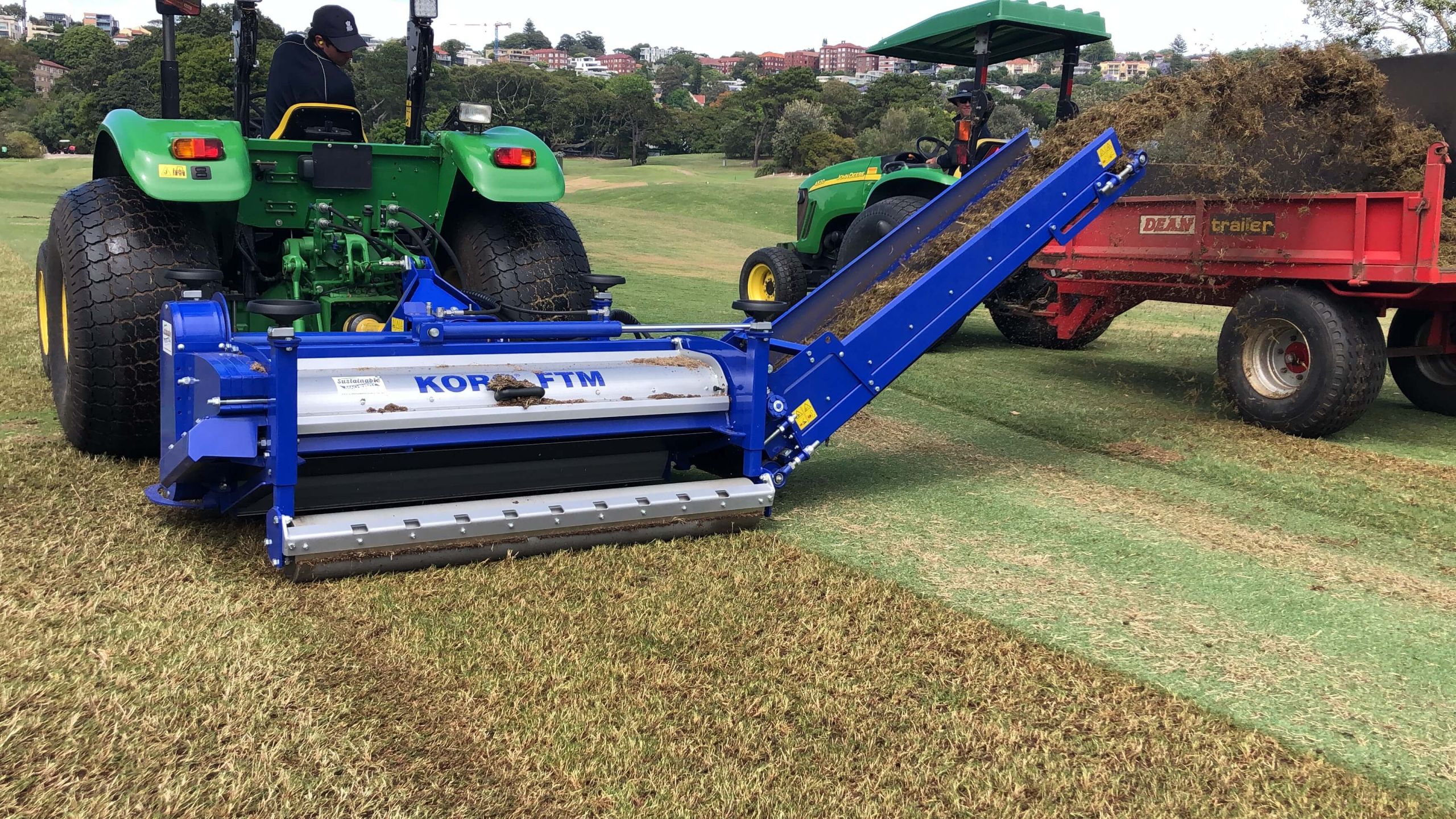 Poa Annua & Weeds – KORO® FTM® Turf Renovation Mowers